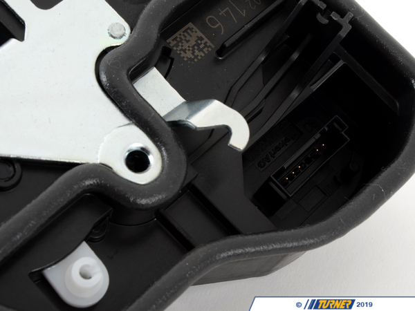 51217202146 - Genuine BMW Front Right Door Latch - Multiple BMWs ...