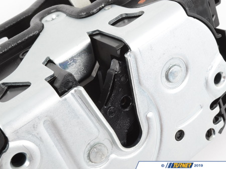 51217229461 - Genuine BMW Front Left Door Latch - Multiple BMWs ...