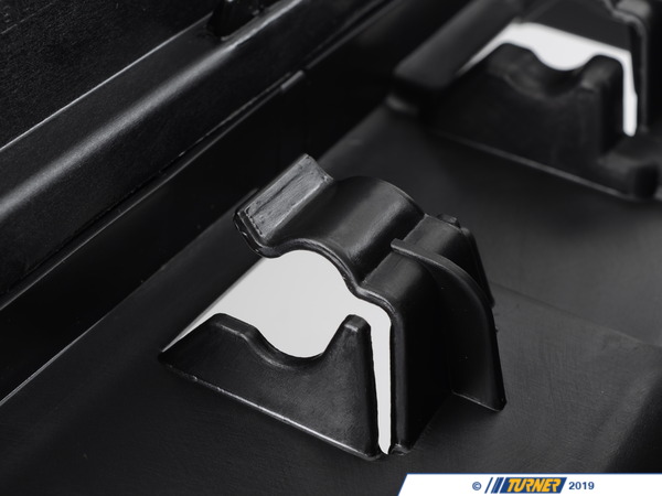 51747210476 - Genuine BMW Front air duct - F25 F26 | Turner Motorsport