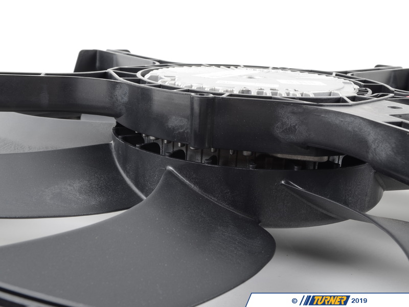 17427603658 - Mahle-Behr Fan Assembly - With Frame - E60, E61 | Turner ...