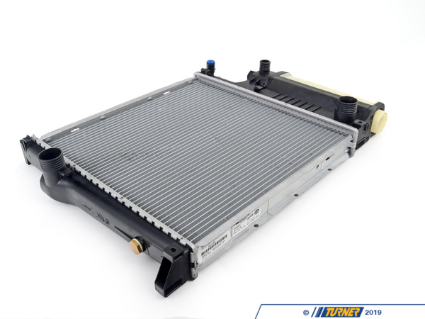 17111728907 - E30 318i, E36 318i, Z3 1.9 (M42/M44) OEM Behr Radiator ...