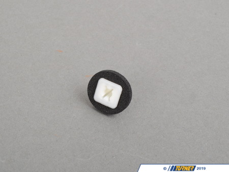 65138387414 - EXPANDING NUT | Turner Motorsport