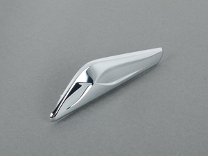 51117338570 - Genuine BMW Front Fender Moulding - Right - F25, F26 ...