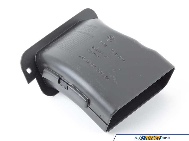51747436577 - AIR DUCT, BRAKE, WHE | Turner Motorsport