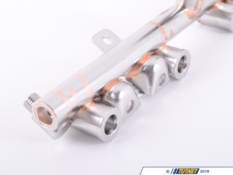 13537592426 - Injection Pipe / Fuel Rail | Turner Motorsport