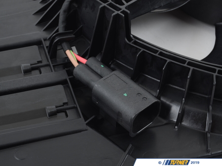 17427617610 - Genuine BMW Fan Housing With Fan 600W - 17427617610 ...