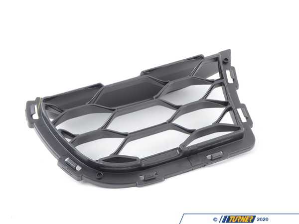51117360740 - AIR INLET FINISHER, RIGHT | Turner Motorsport
