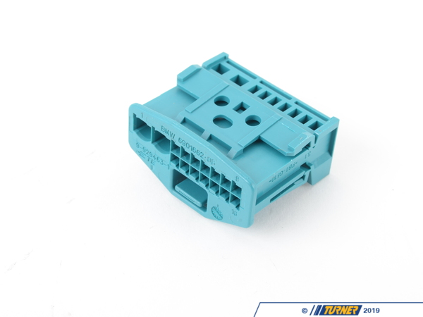 61136901662 - SOCKET HOUSING | Turner Motorsport