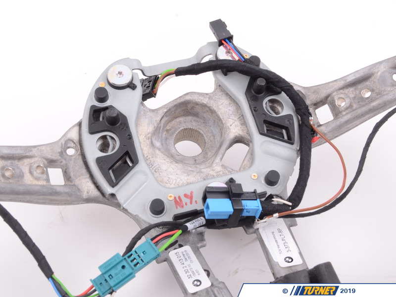 32302413015 - Genuine BMW M Performance M Performance Steering Wheel ...